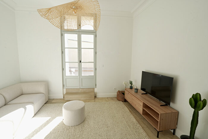 Appartement 4 pièces à Montpellier, Centre historique, à louer