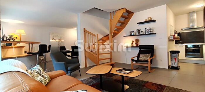 Appartement à louer - Strasbourg, Gare - 3 pièces - 1 chambre