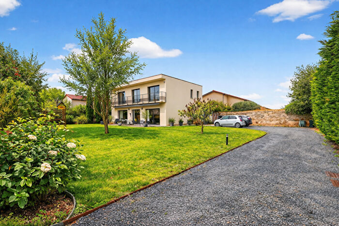 Maison à vendre - Sathonay-Village - 6 pièces - 4 chambres