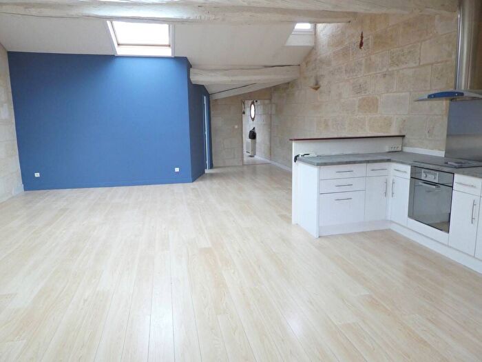 Appartement à louer - La Bastide, Libourne - 3 pièces - 2 chambres