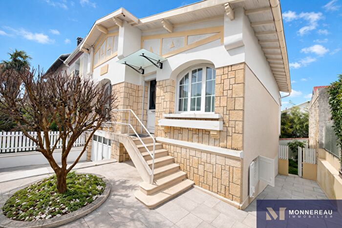 Maison à vendre - Royan, Le Parc, Plage de la Grande-Conche - 4 pièces - 3 chambres