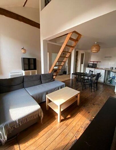 Appartement à louer - Bordeaux - 4 pièces - 3 chambres