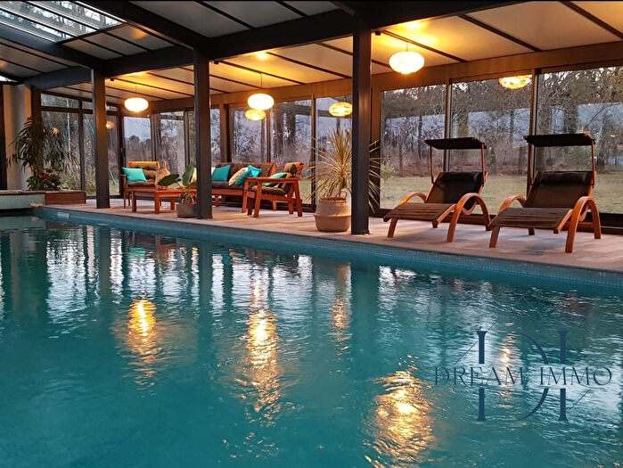 Maison à vendre - Boos - 9 pièces - 6 chambres