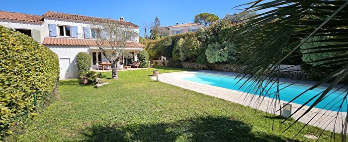 Maison à vendre - Cagnes-sur-Mer, Les Vallières, Le Malvan, Les Travails, La Combe - 5 pièces - 4 chambres