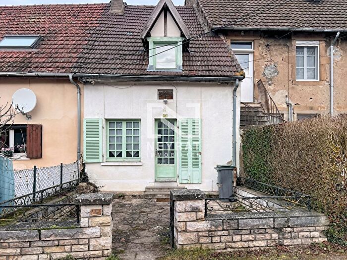 Maison à vendre - Épinac - 4 pièces - 2 chambres