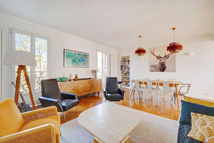Clichy, Centre-ville : Appartement 4 pièces à vendre