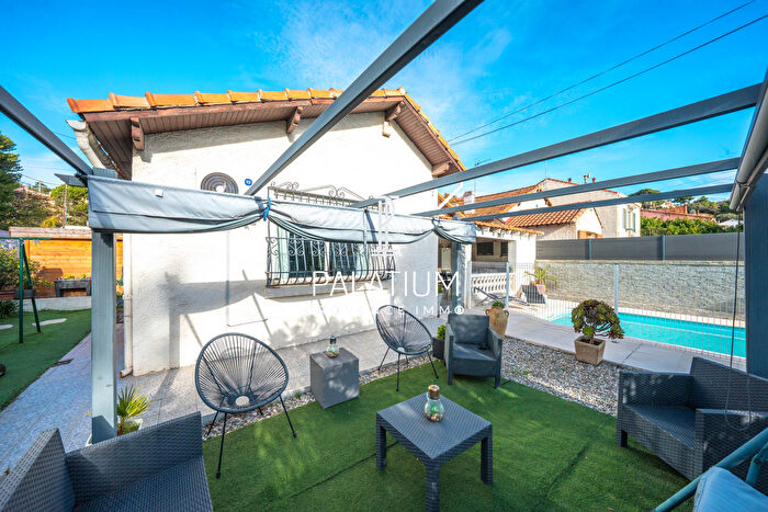 Maison à vendre - Marseille e  - 3 pièces - 2 chambres