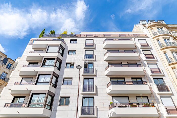Appartement 5 pièces à vendre à Paris 15ème, Pasteur, Montparnasse
