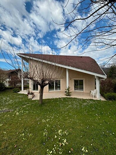 Maison à louer - Criel-Champfeuillet, Voiron - 6 pièces