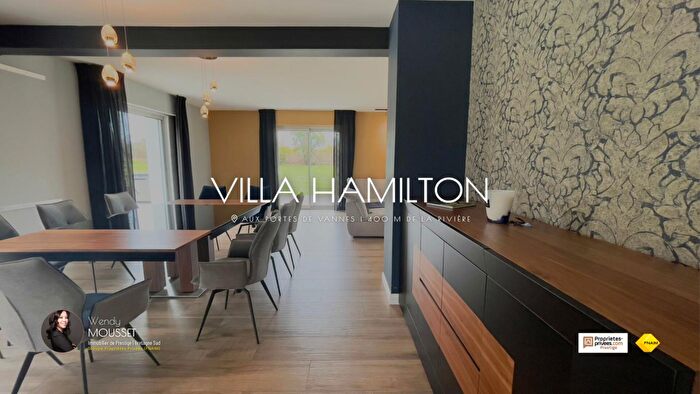 Maison à vendre - Theix - 8 pièces - 5 chambres