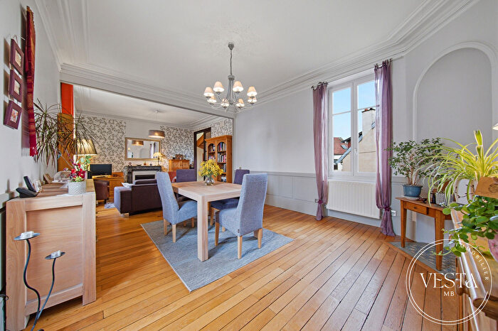 Appartement à vendre - Dijon, Centre-ville - 5 pièces - 3 chambres