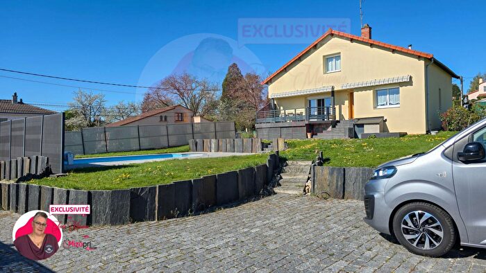 Maison à vendre - Issoire, Murat, Pasteur, Pailloux - 9 pièces - 6 chambres