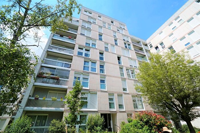 Appartement à vendre - Pantin, Eglise Pommiers - 2 pièces - 1 chambre