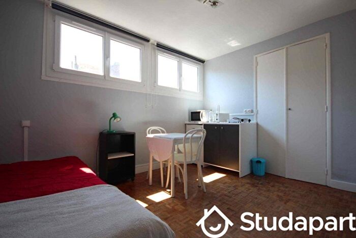 Appartement à louer - Faidherbe, Cambrai - 1 pièce