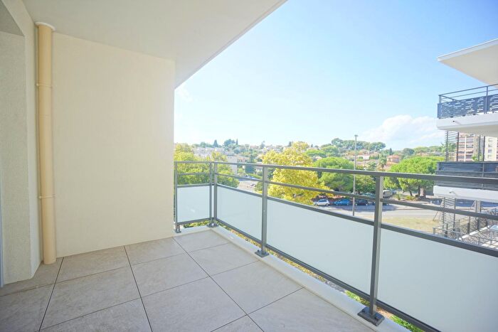 Appartement à vendre - Le Cannet, Rocheville, Colombier, Campelières - 3 pièces - 2 chambres