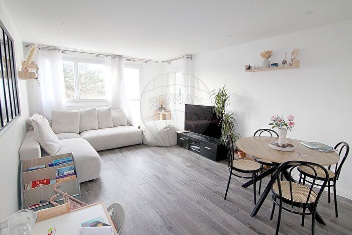 Appartement à vendre - Plaisir, Ebisoires - 4 pièces - 3 chambres