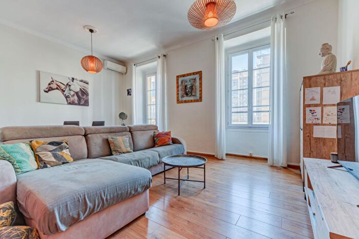 Appartement 4 pièces à vendre - Nice, Le Port