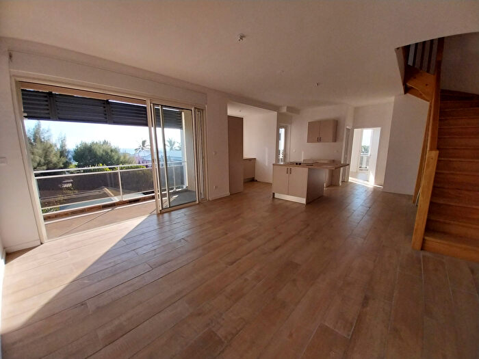 Saint-Paul, Saint-Gilles les Bains - Appartement 4 pièces à louer