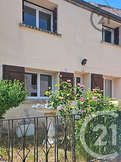 Maison 5 pièces à vendre à Saint-Cyr-les-Colons