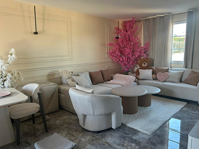 Maison à louer - Goussainville, Coteaux, Cottage, Charles de Gaulle, Vallé du Crould - 5 pièces - 4 chambres