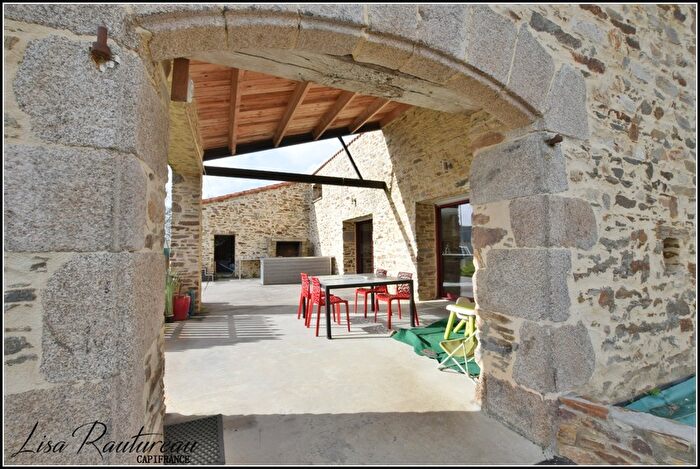 Maison à vendre - La Guyonnière - 6 pièces - 3 chambres