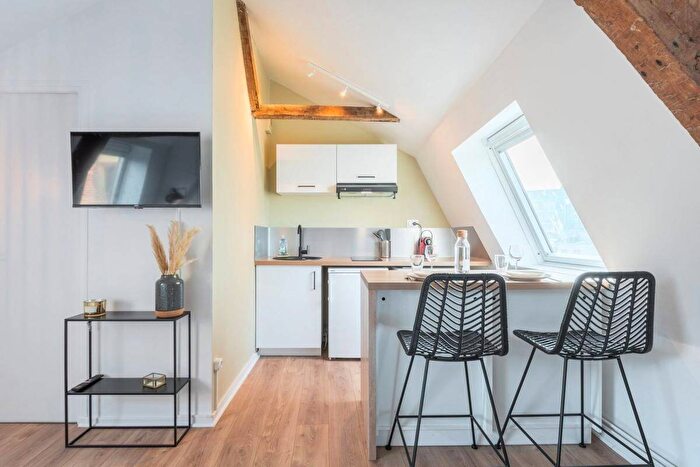 Vieux Lille : Appartement 1 pièce à louer