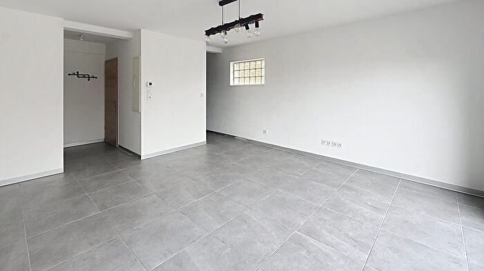 Appartement à louer - Thionville, Garche - 2 pièces - 1 chambre