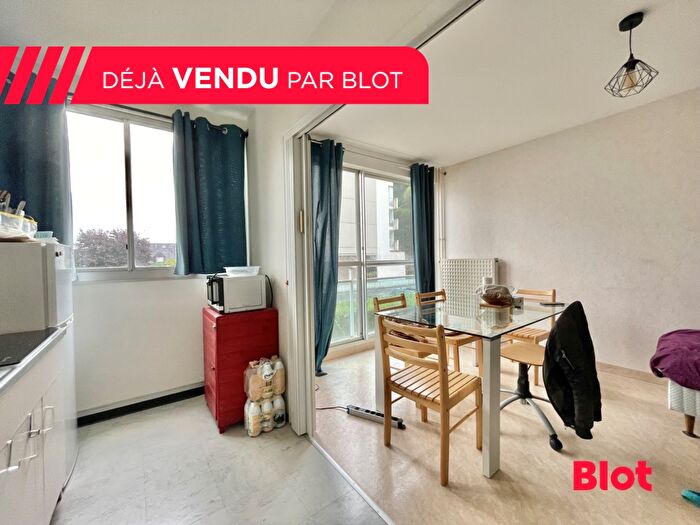 Appartement à vendre - Quartiers Nord-Est, Les Longs Champs - 1 pièce - 1 chambre
