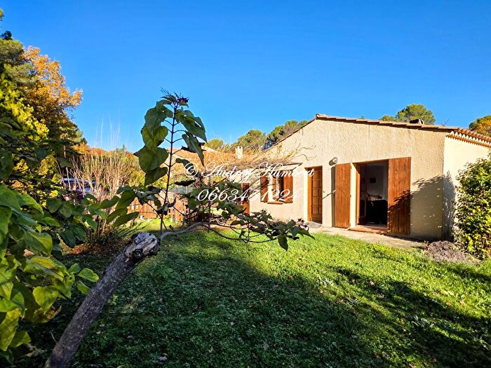 Maison à vendre - Pierrevert - 4 pièces - 3 chambres