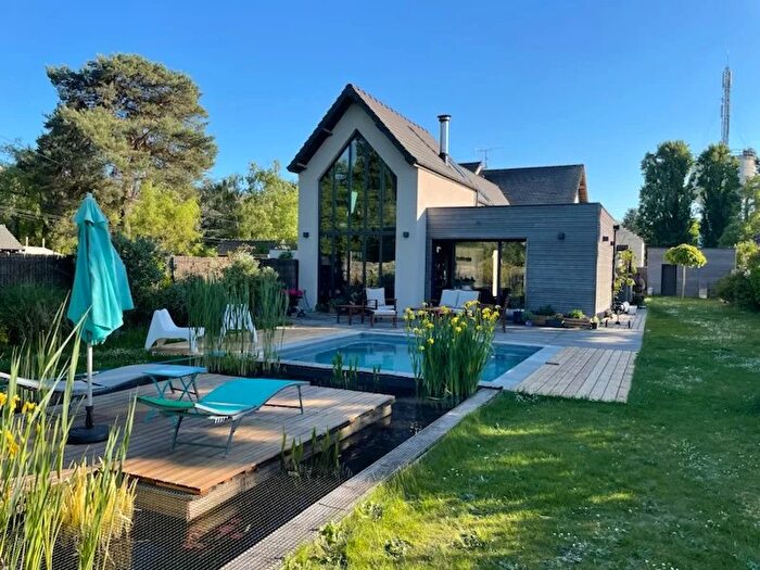 Bois-le-Roi : Maison 6 pièces à vendre