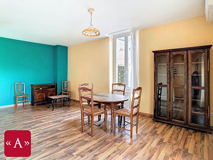 Appartement à louer - Saint-Sulpice-la-Pointe - 3 pièces - 2 chambres