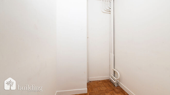 Appartement à vendre - Paris e , Auteuil-Nord, Jasmin, Mirabeau - 3 pièces - 2 chambres