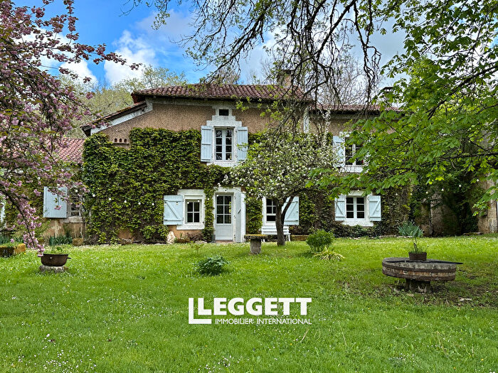 Maison à vendre - Cercles - 7 pièces - 4 chambres