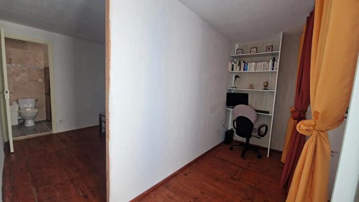 Maison à vendre - Vianne - 7 pièces - 3 chambres