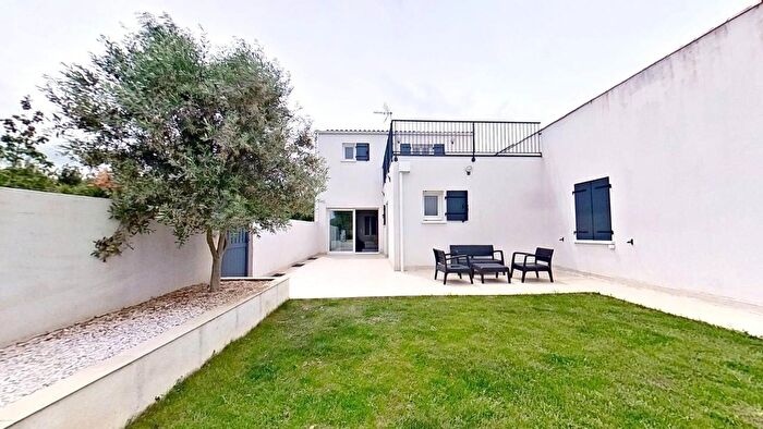 Maison à vendre - Saint-Xandre - 4 pièces - 3 chambres