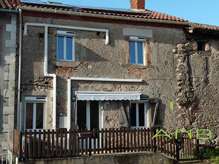 Maison à vendre - Busserolles - 4 pièces - 3 chambres