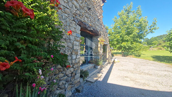 Maison à vendre - Buziet - 5 pièces - 3 chambres