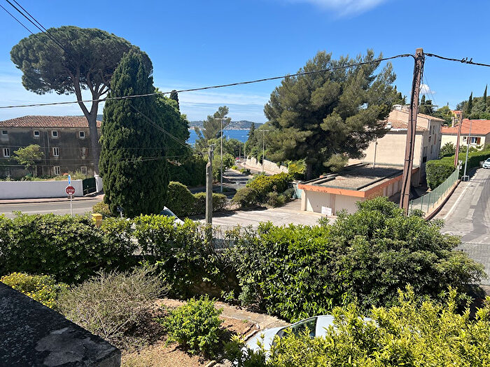 Toulon, Le Cap Brun, Le Petit Bois : Maison 8 pièces à vendre