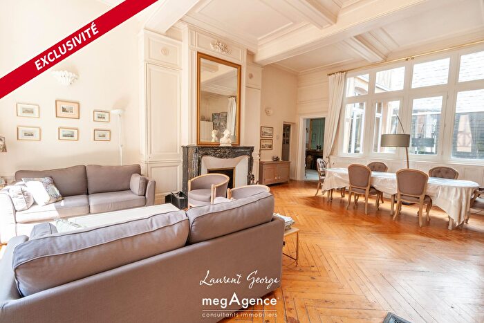 Appartement 4 pièces à Rouen, Vieux Marché, Cathédrale, à vendre