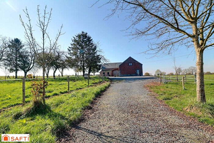 Maison à vendre - Catillon-sur-Sambre - 7 pièces - 3 chambres