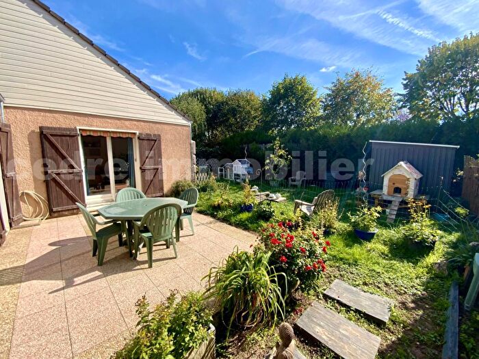 Maison à vendre - Saint-Pryvé-Saint-Mesmin - 4 pièces - 3 chambres