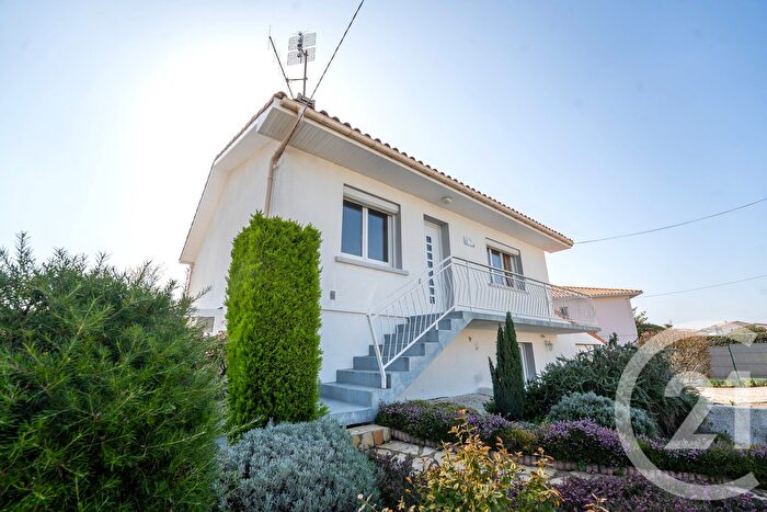 Maison à vendre - Saujon - 8 pièces - 3 chambres