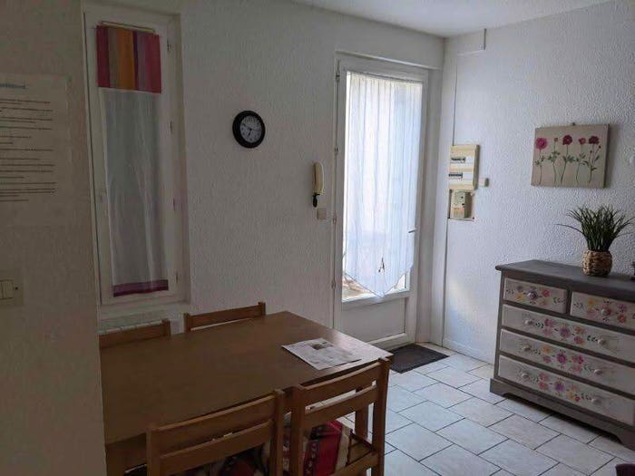 Appartement 2 pièces à Centre Ville Nord, Rochefort, à louer