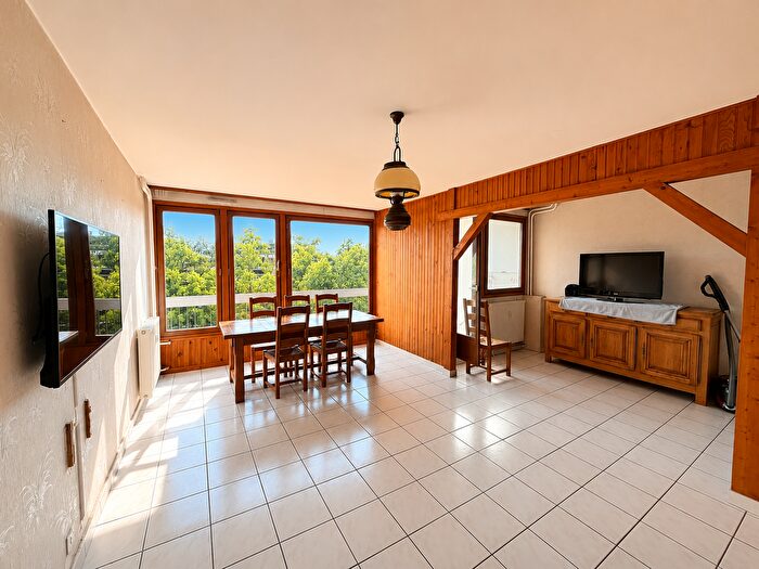 Appartement 4 pièces à Seynod, Centre-ville, à vendre