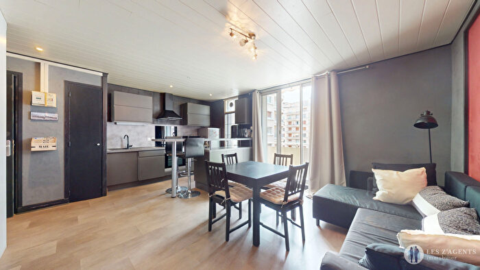 Grenoble, La Capuche, Grands Boulevards : Appartement 3 pièces à vendre