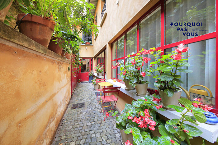 Appartement à vendre - Lyon er , Haut, Coeur des Pentes - 4 pièces - 3 chambres