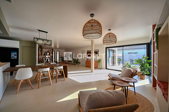 Maison à vendre - Saint-Jean-de-Rives - 5 pièces - 4 chambres