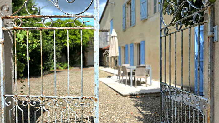 Maison 4 pièces à Mézin, à vendre