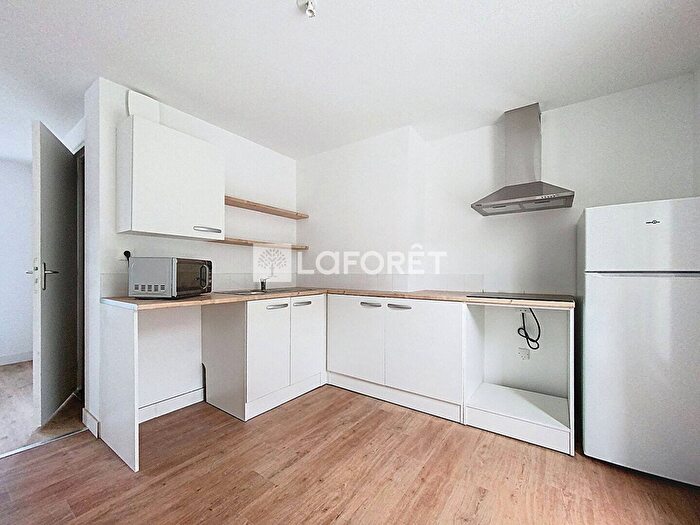 Appartement à louer - Mesliers Mont Duve, Elbeuf - 2 pièces - 1 chambre