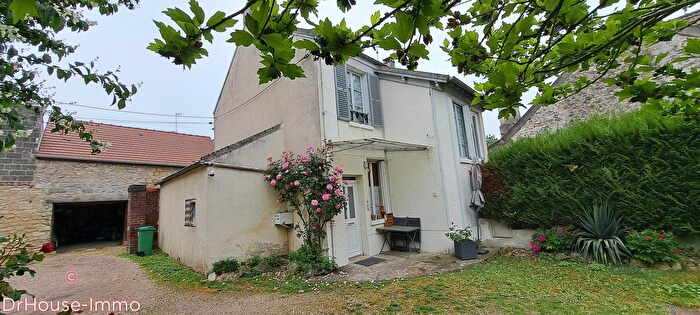 Maison 3 pièces à vendre à Presles